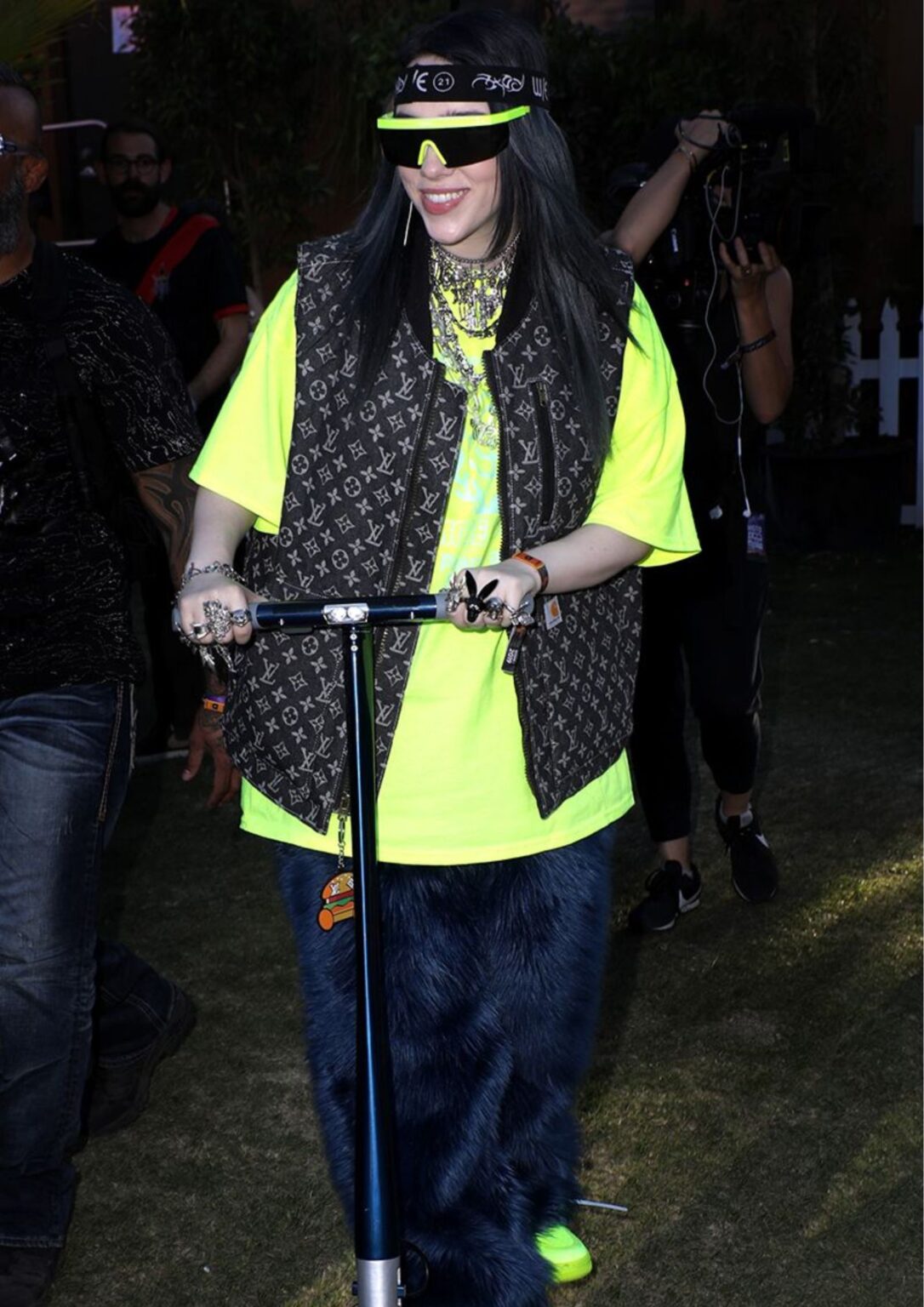 15 Most Iconic Billie Eilish Outfits - From Baggy To Bold Looks